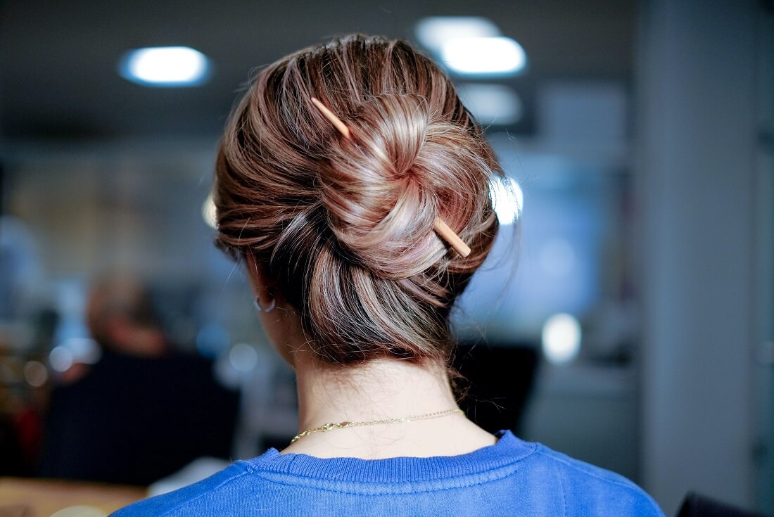 20 Cool Space Bun Hairstyles To Strike A Chic Look
